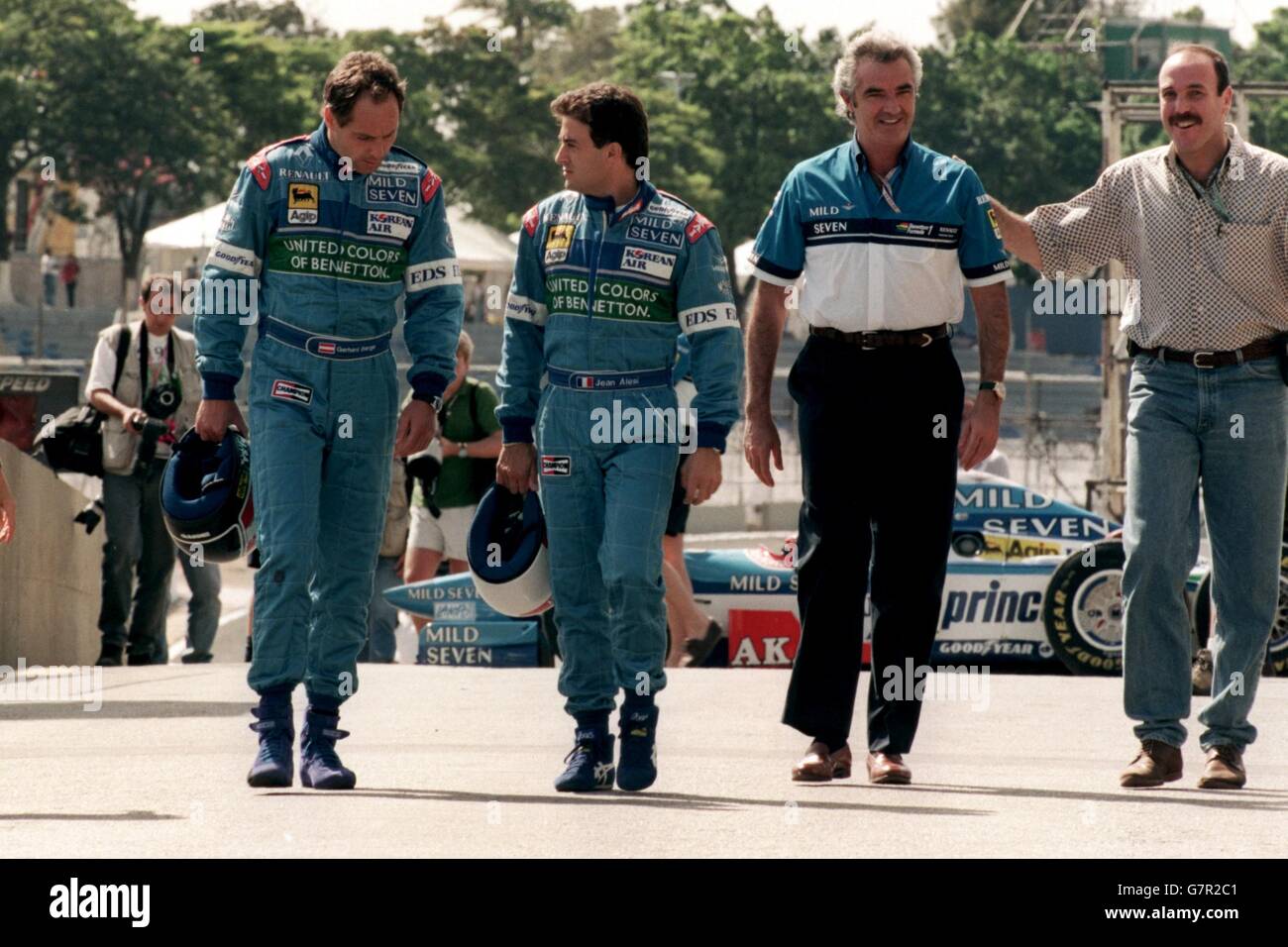 Gerhard berger and jean alesi -Fotos und -Bildmaterial in hoher ...