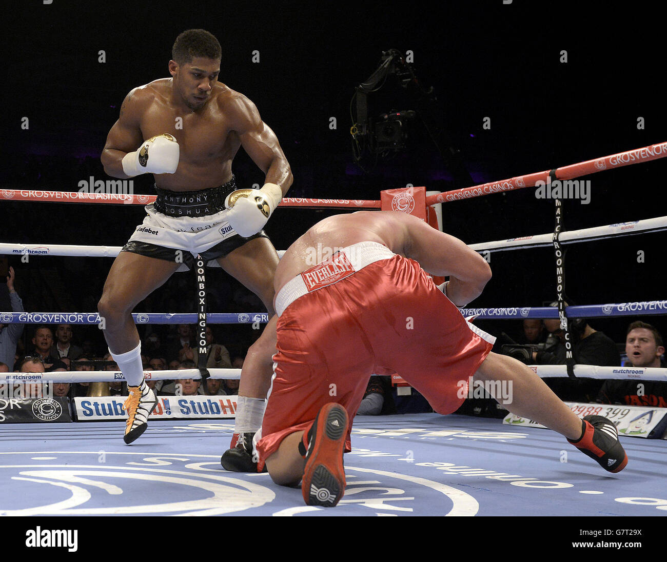 Boxing metro radio arena -Fotos und -Bildmaterial in hoher Auflösung ...