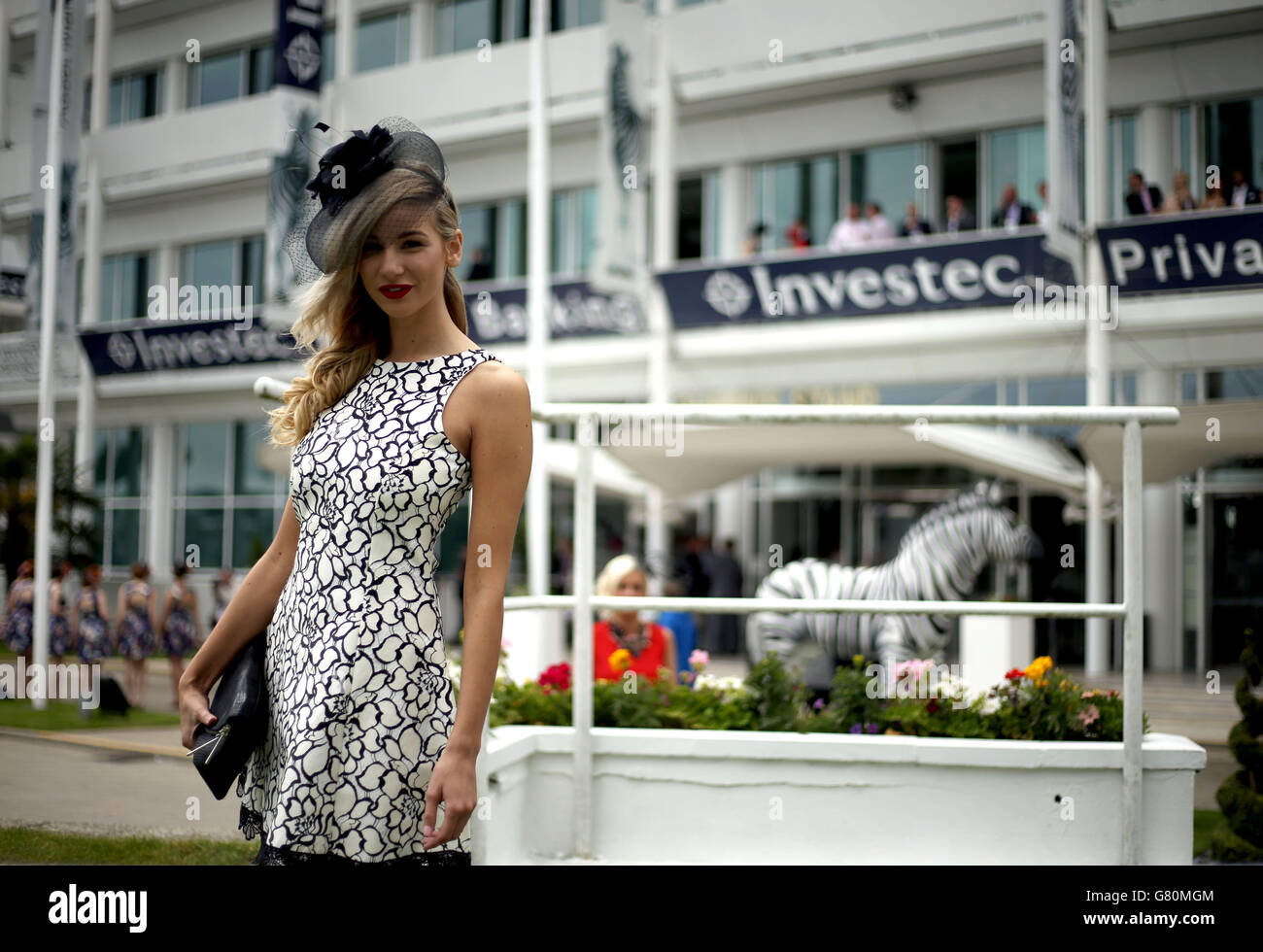 Holly Coleman aus Surrey kommt am Ladies Day des Investec Derby ...