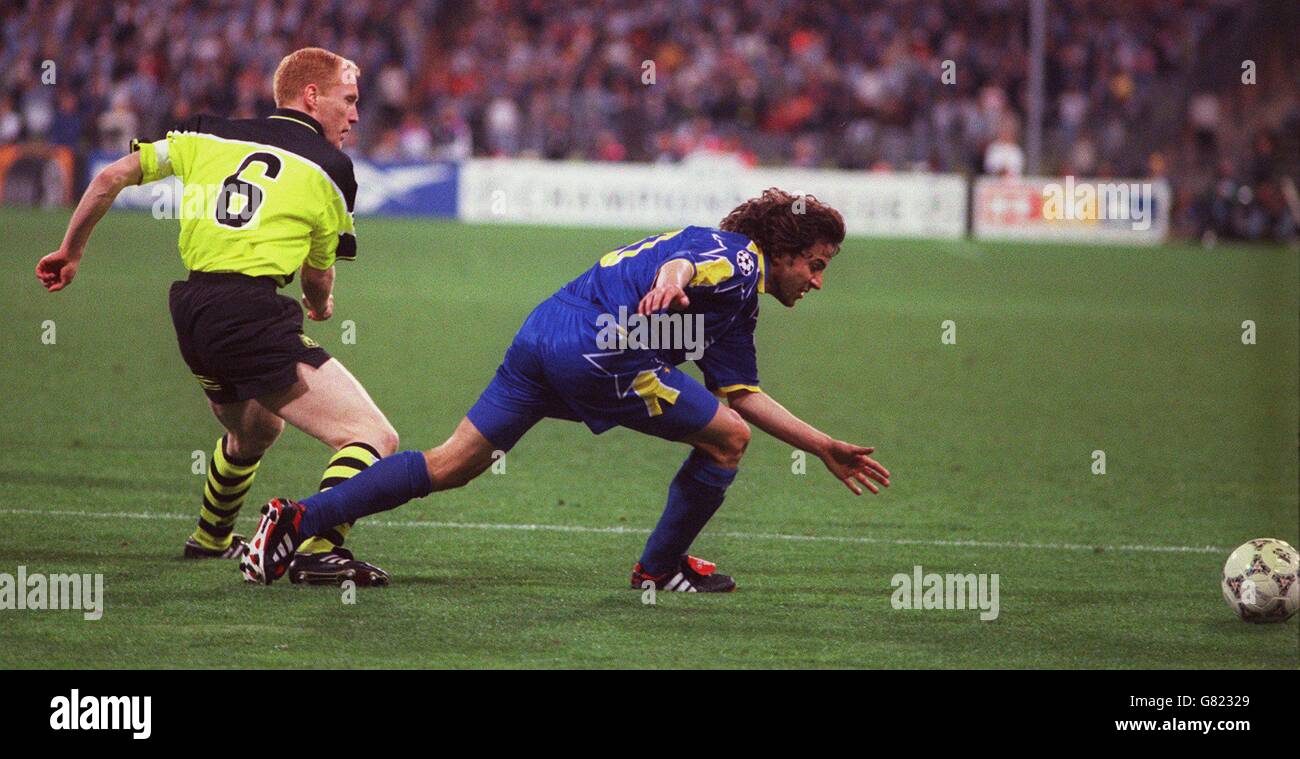 Borussia dortmund sammer -Fotos und -Bildmaterial in hoher Auflösung ...