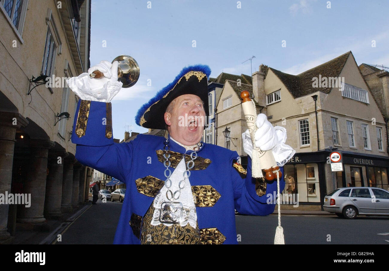 Derek Jackson The Town Crier of Tetbury, Gloucestershire, wo der Prinz ...