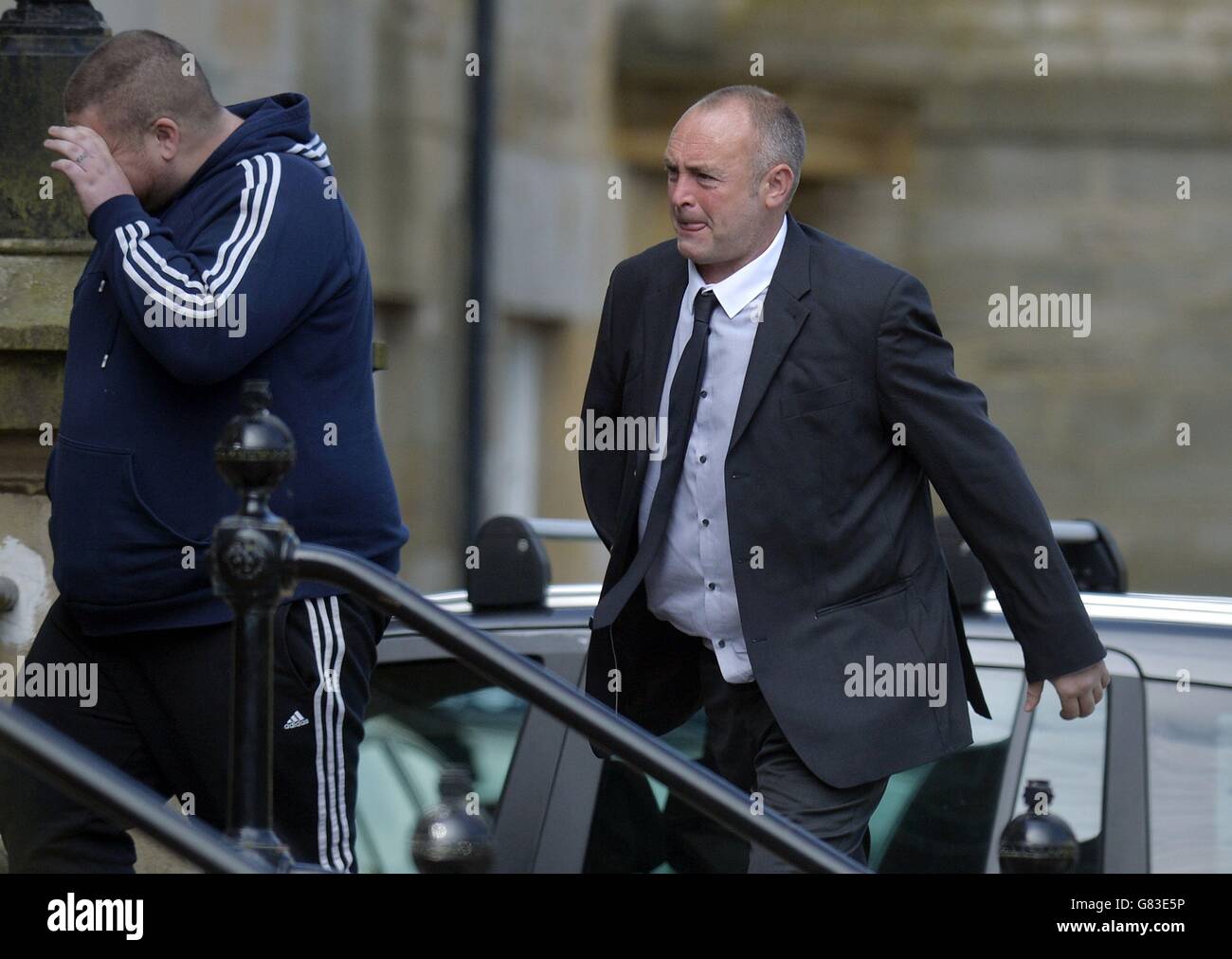 Stephen potts kommt in durham crown court an -Fotos und -Bildmaterial ...