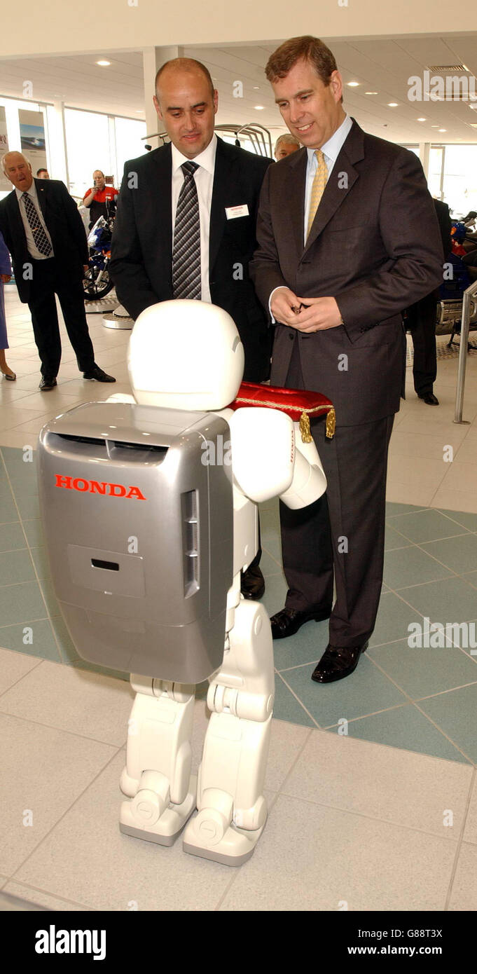 Ein zweibeiniger humanoider roboter von honda aus japan -Fotos und ...