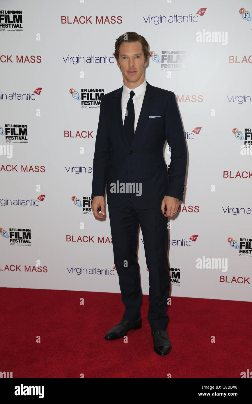 Showbiz blackmass -Fotos und -Bildmaterial in hoher Auflösung – Alamy