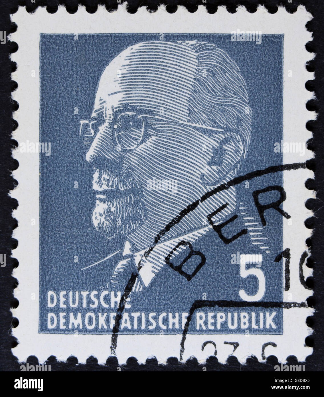 DDR - ca. 1961: Briefmarke gedruckt in der Deutschen Demokratischen Republik - DDR zeigt ...