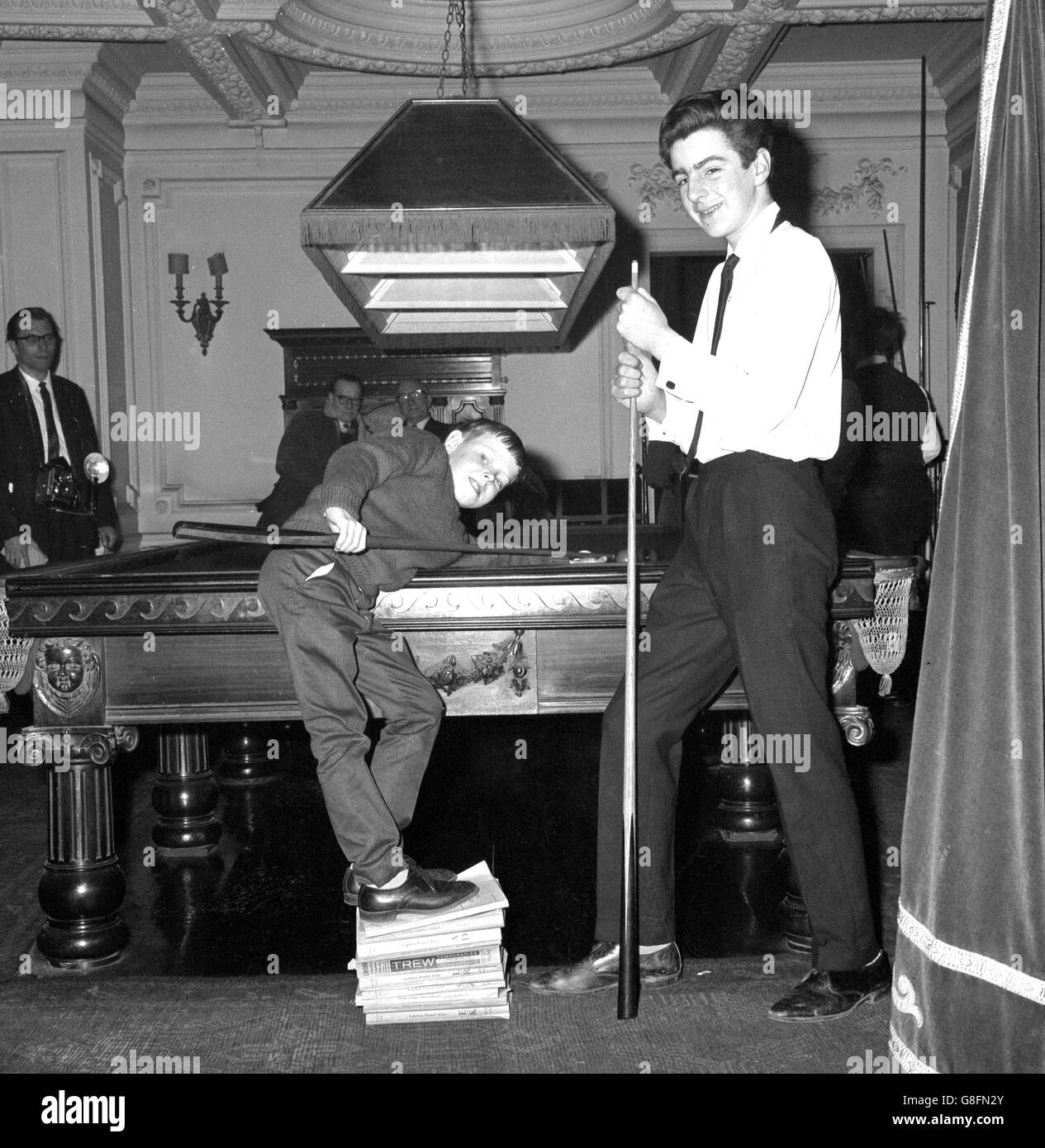 Die harry young boys snooker meisterschaft -Fotos und -Bildmaterial in ...