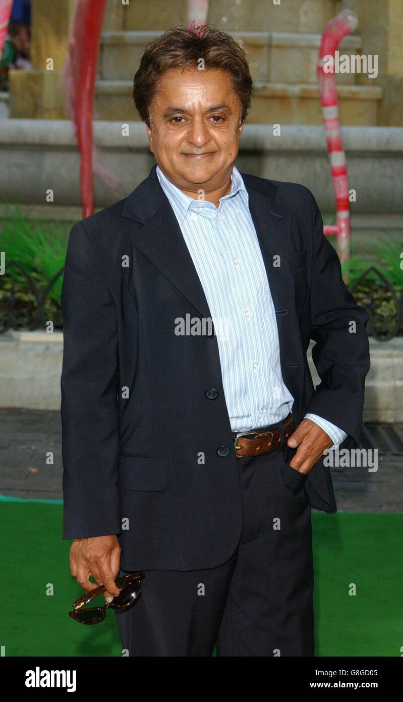 Deep Roy Charlie And The Chocolate Stockfotos und -bilder Kaufen - Alamy