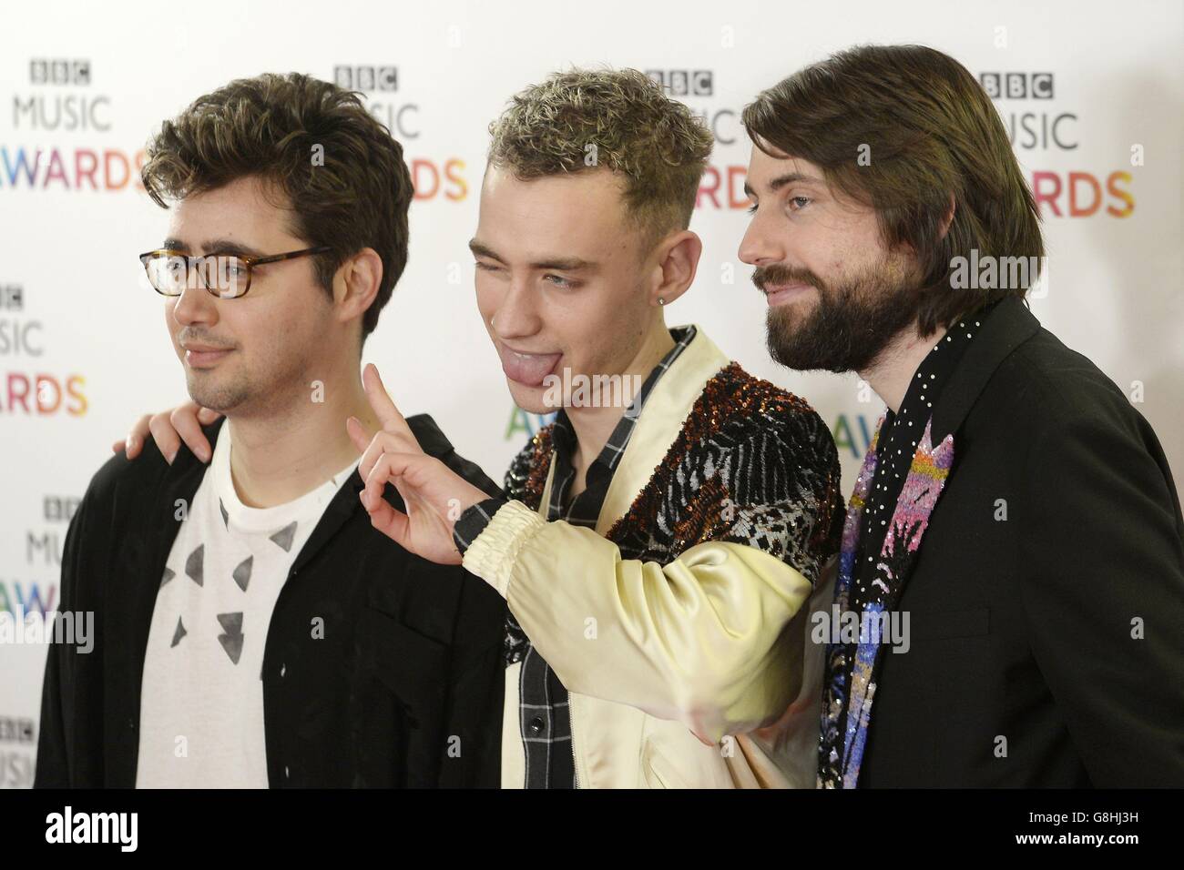 (Von links) Emre Turkmen, Olly Alexander und Mikey Goldsworthy of Years ...