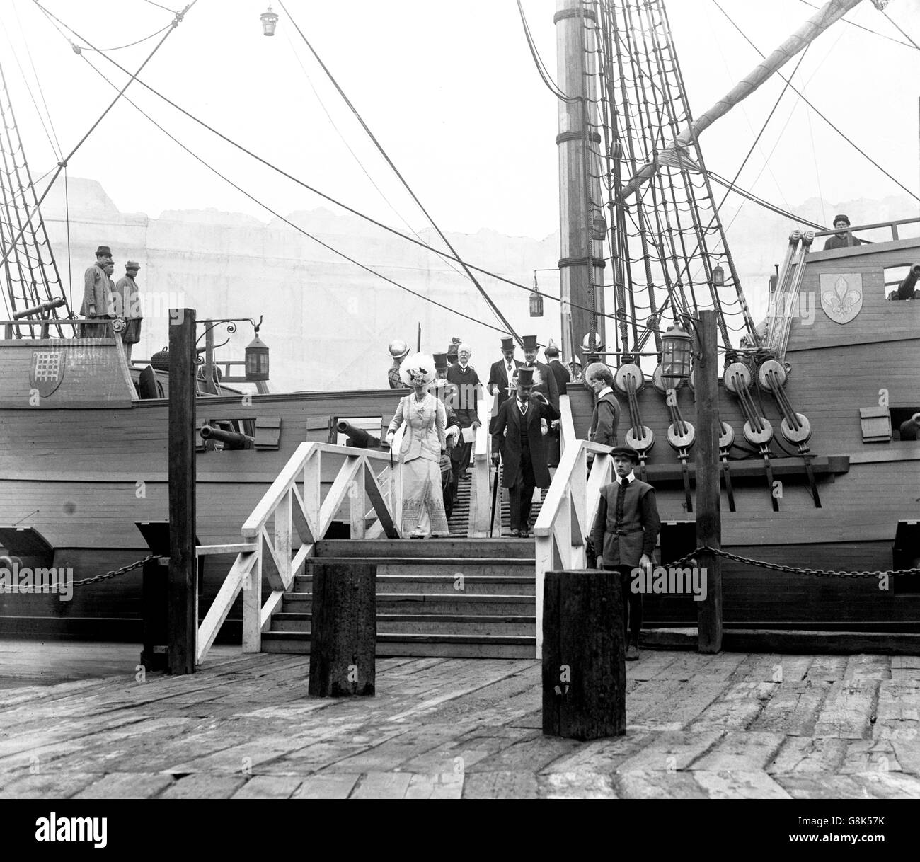Hms queen mary -Fotos und -Bildmaterial in hoher Auflösung – Alamy