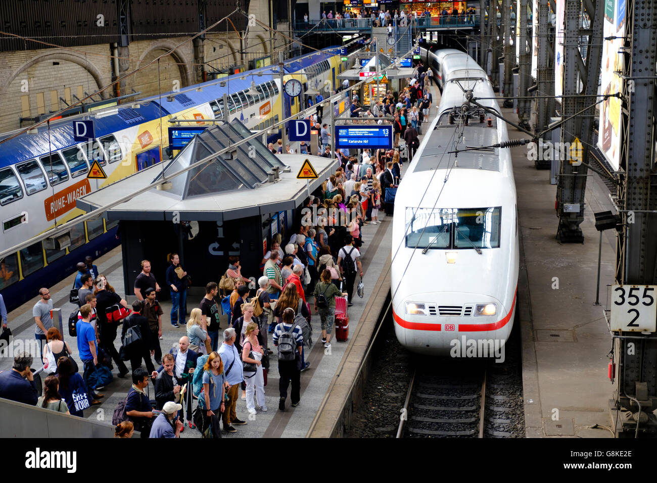 Deutsche Bahn Ankunft Hamburg