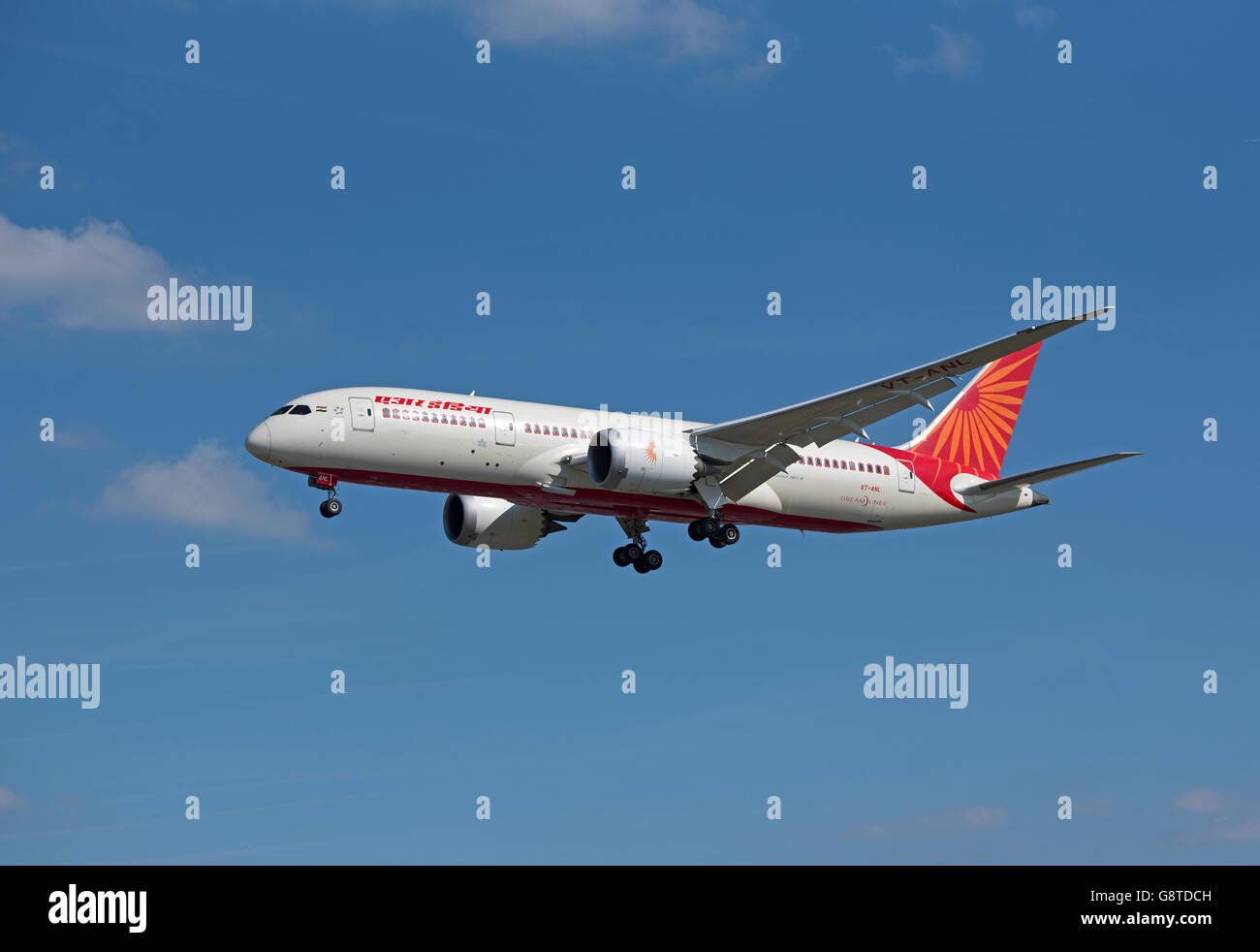 Der boeing 787 dreamliner ist eine langstreckenmaschine -Fotos und ...