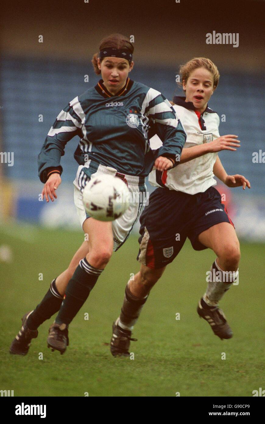 Ariane hingst -Fotos und -Bildmaterial in hoher Auflösung – Alamy