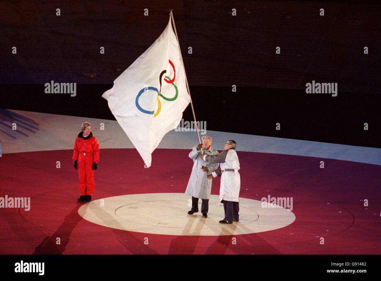 Olympische Winterspiele - Nagano 1998 - Abschlussfeier. Samarach mit ...