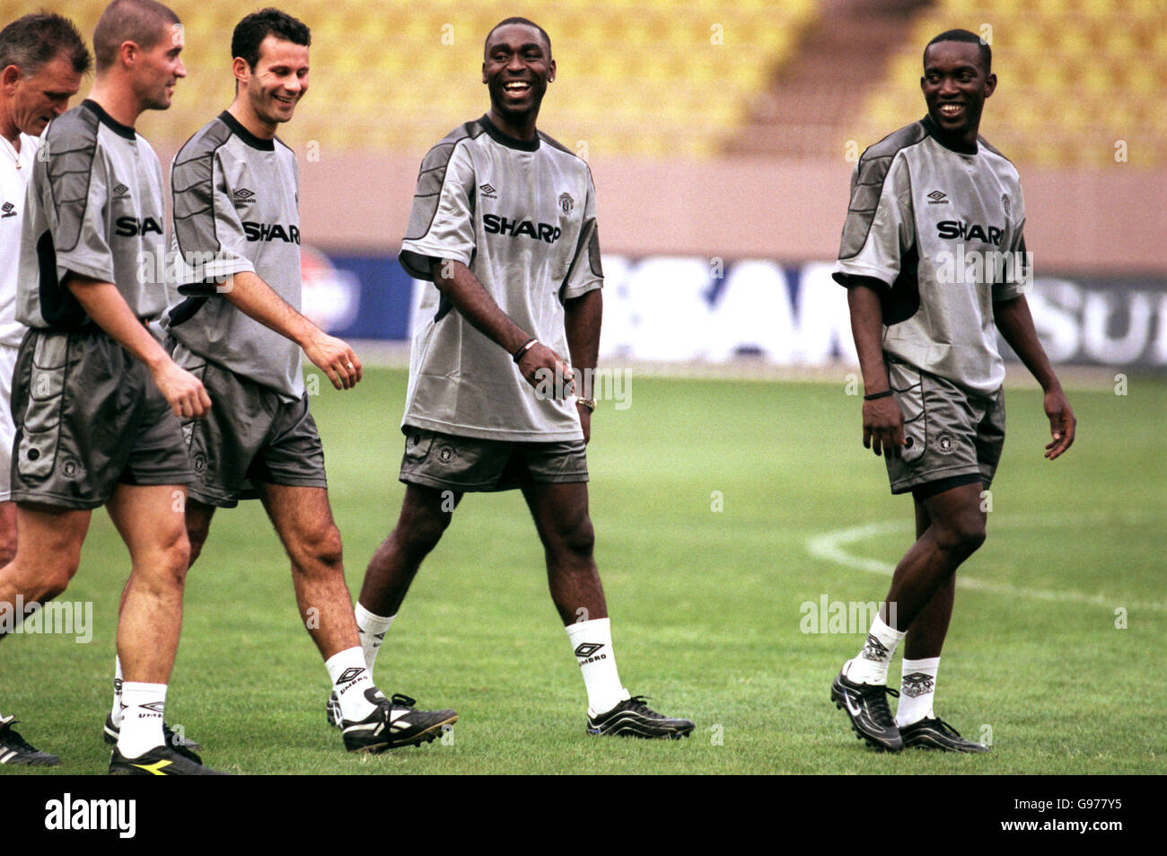 Roy Keane, Ryan Giggs, Andy Cole und Dwight Yorke von Manchester United ...