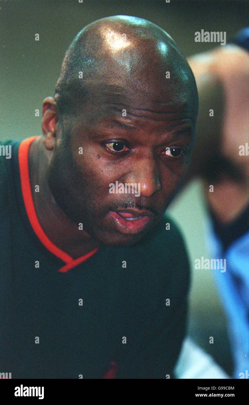 Edinburgh rockt trainer -Fotos und -Bildmaterial in hoher Auflösung – Alamy