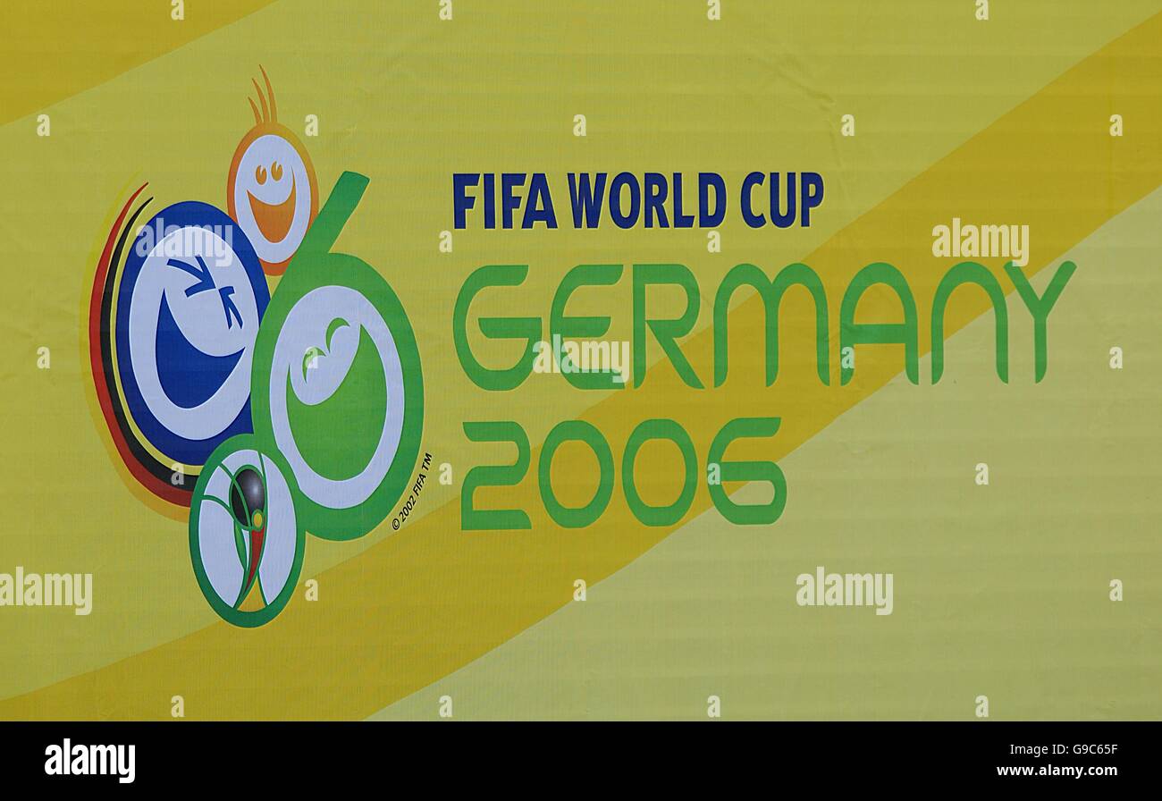 Fifa wm deutschland 2006 zeichen -Fotos und -Bildmaterial in hoher ...