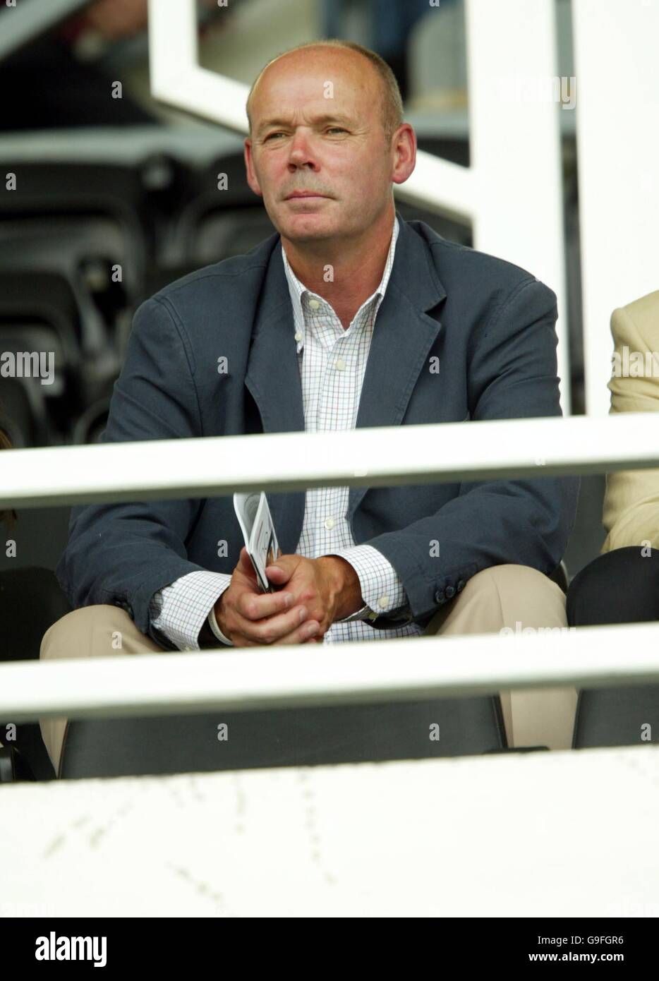 Southhamptons sir clive woodward uhren vom stand -Fotos und ...