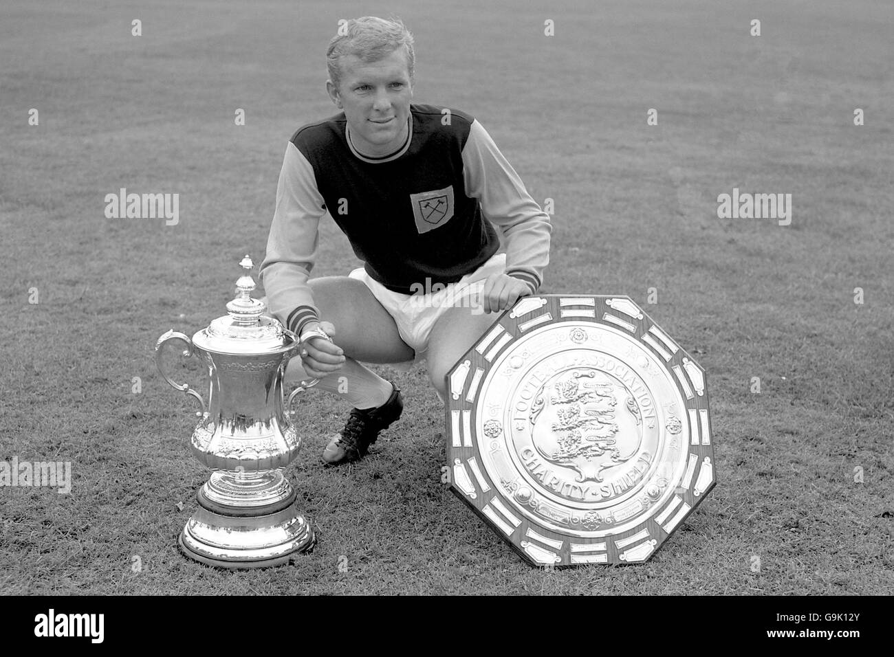 Bobby moore captain -Fotos und -Bildmaterial in hoher Auflösung – Alamy