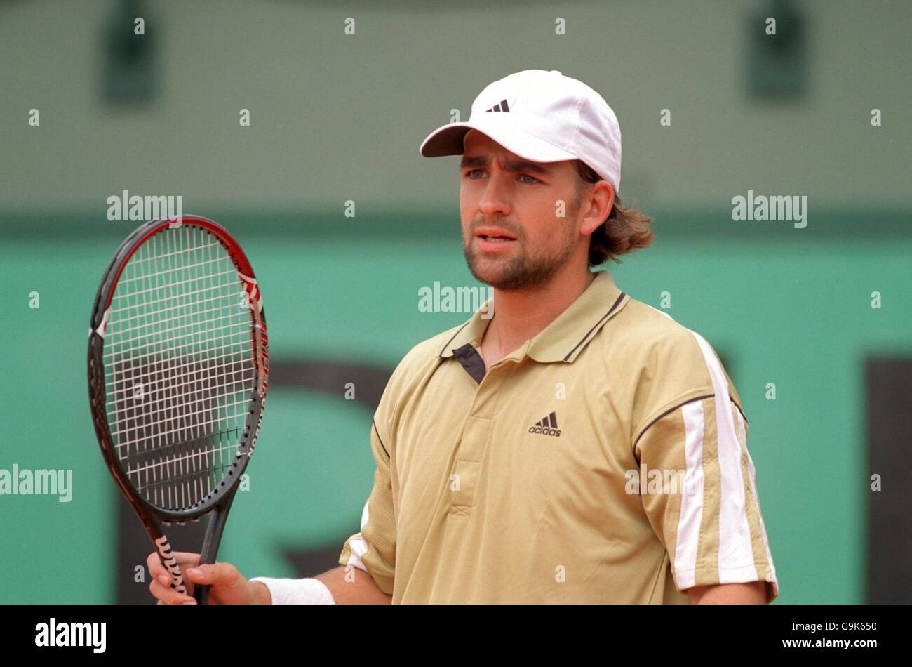 Nicolas kiefer im einsatz gegen jan michael gambill -Fotos und ...