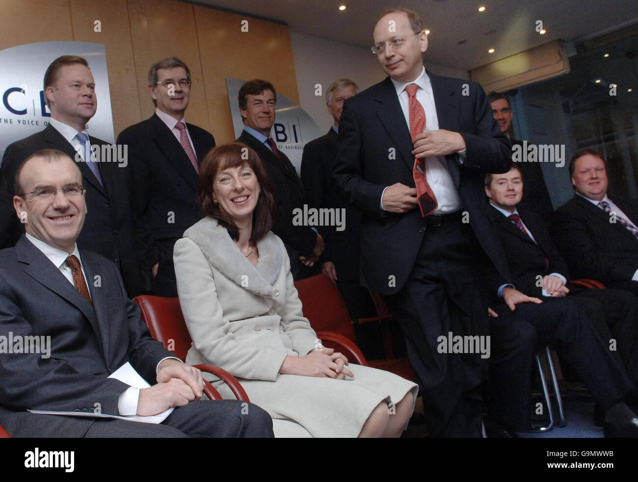 Task force pose -Fotos und -Bildmaterial in hoher Auflösung – Alamy