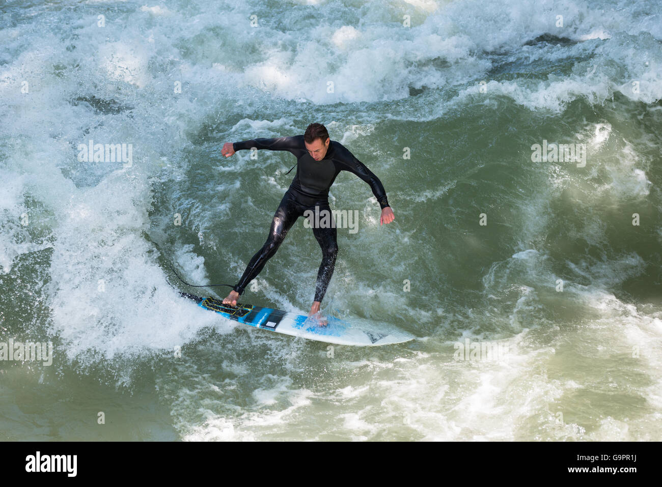 Eisbach welle -Fotos und -Bildmaterial in hoher Auflösung – Alamy