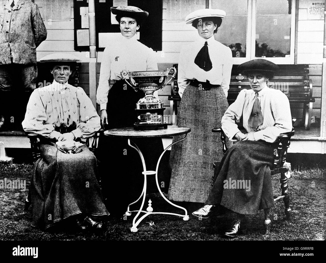 Miss thompson -Fotos und -Bildmaterial in hoher Auflösung – Alamy
