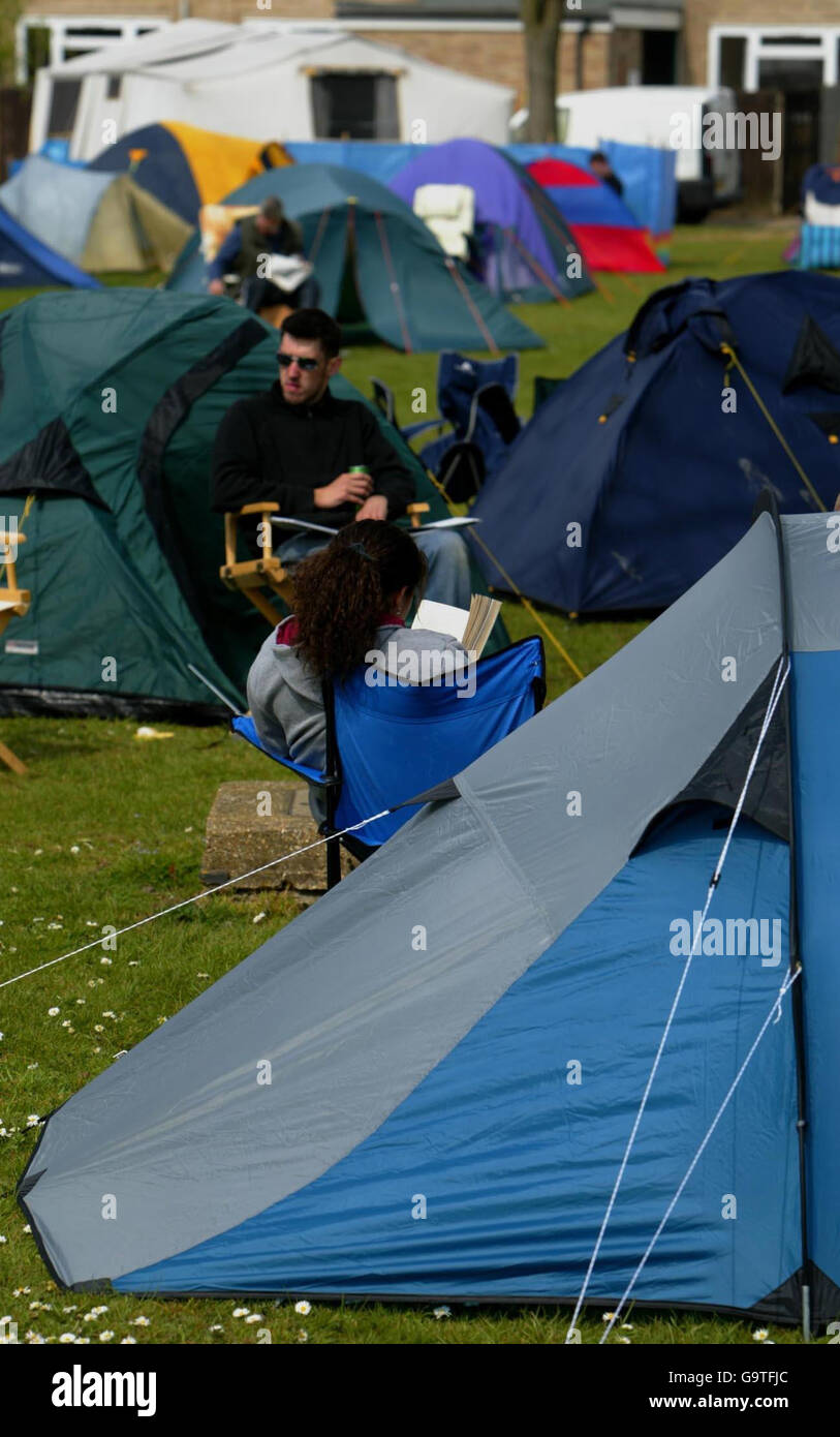 Camper bei raf coltishall -Fotos und -Bildmaterial in hoher Auflösung ...