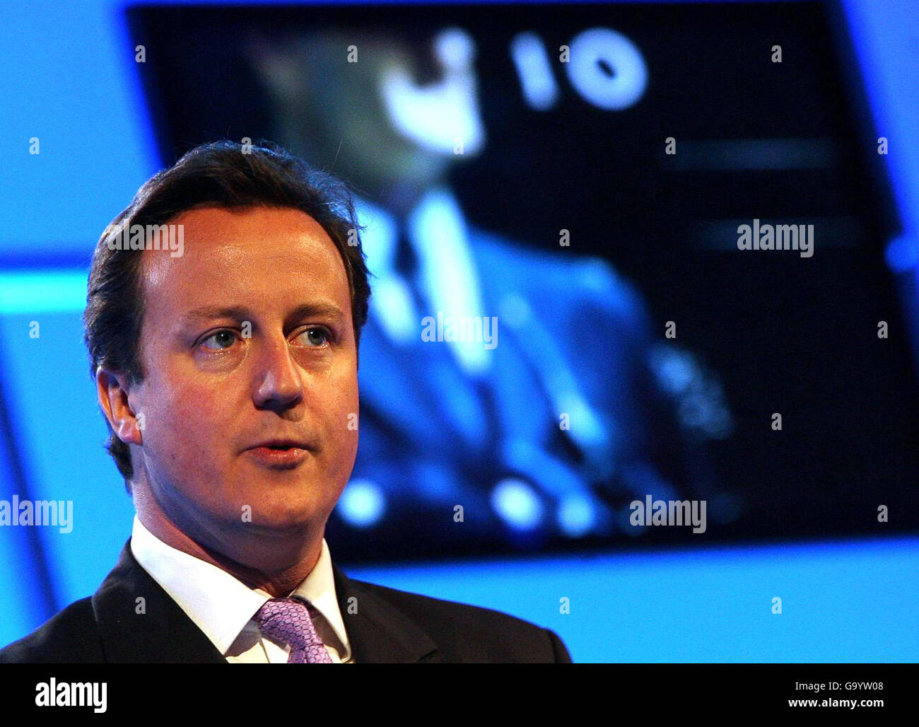 David Cameron, Vorsitzender der Konservativen Partei, hält seine Rede ...