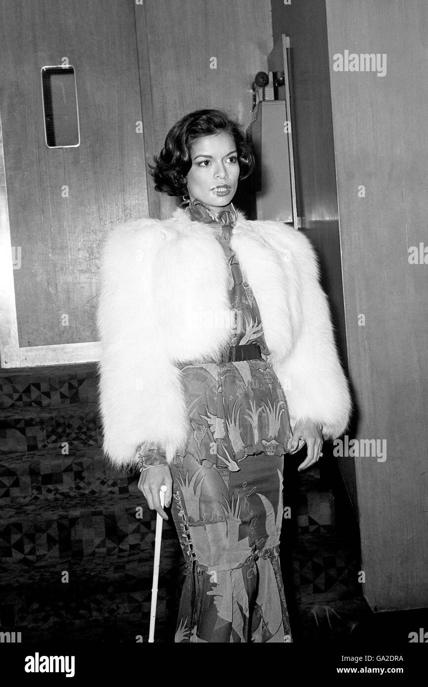 Mick jagger bianca jagger -Fotos und -Bildmaterial in hoher Auflösung ...