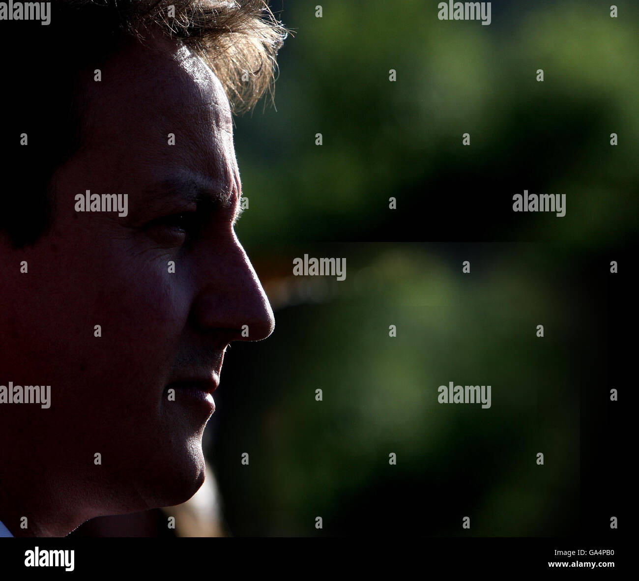 Der konservative Parteiführer und der Witney-Abgeordnete David Cameron ...