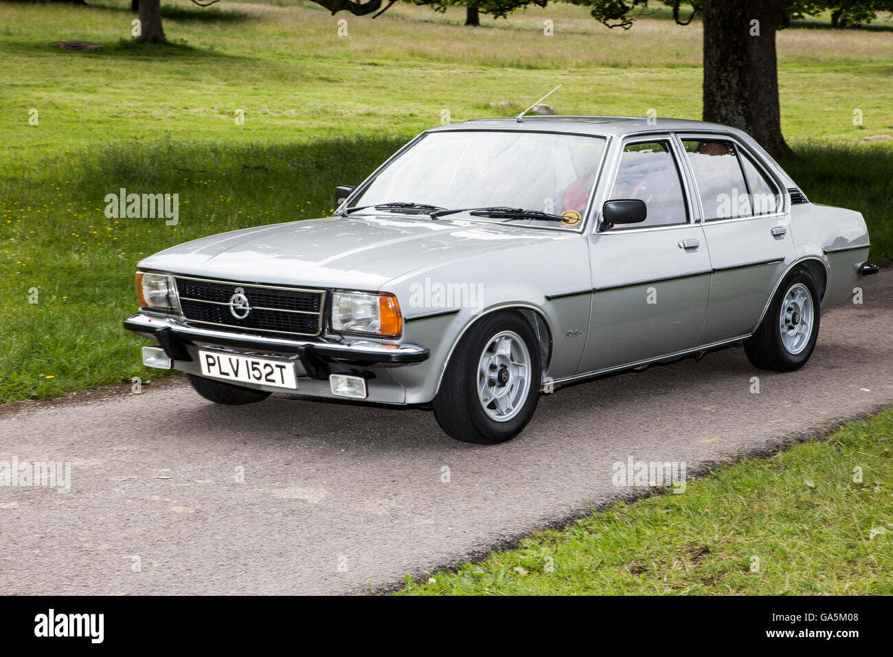 Opel ascona a -Fotos und -Bildmaterial in hoher Auflösung – Alamy