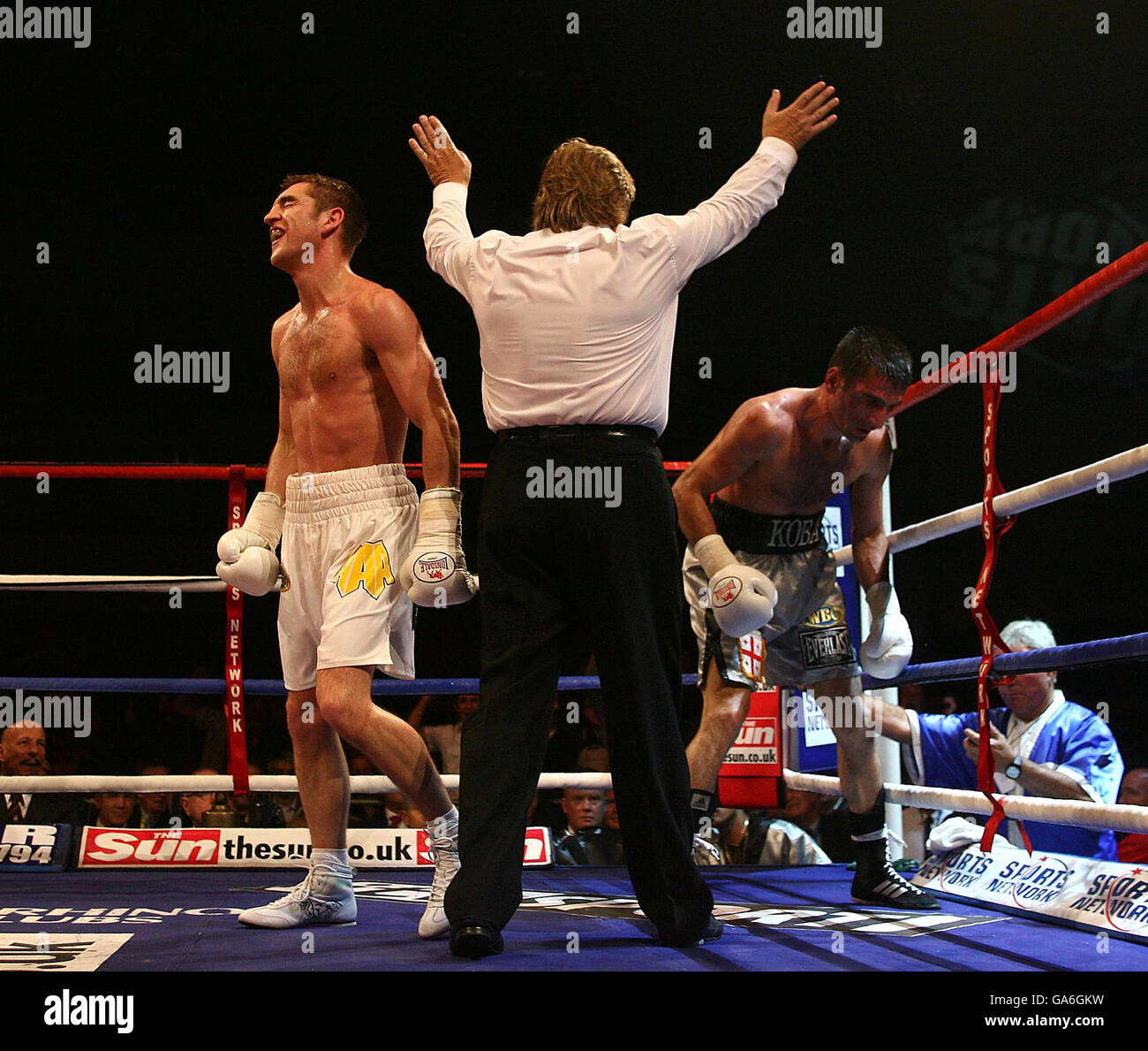 Alex arthur v koba gogoladze -Fotos und -Bildmaterial in hoher ...