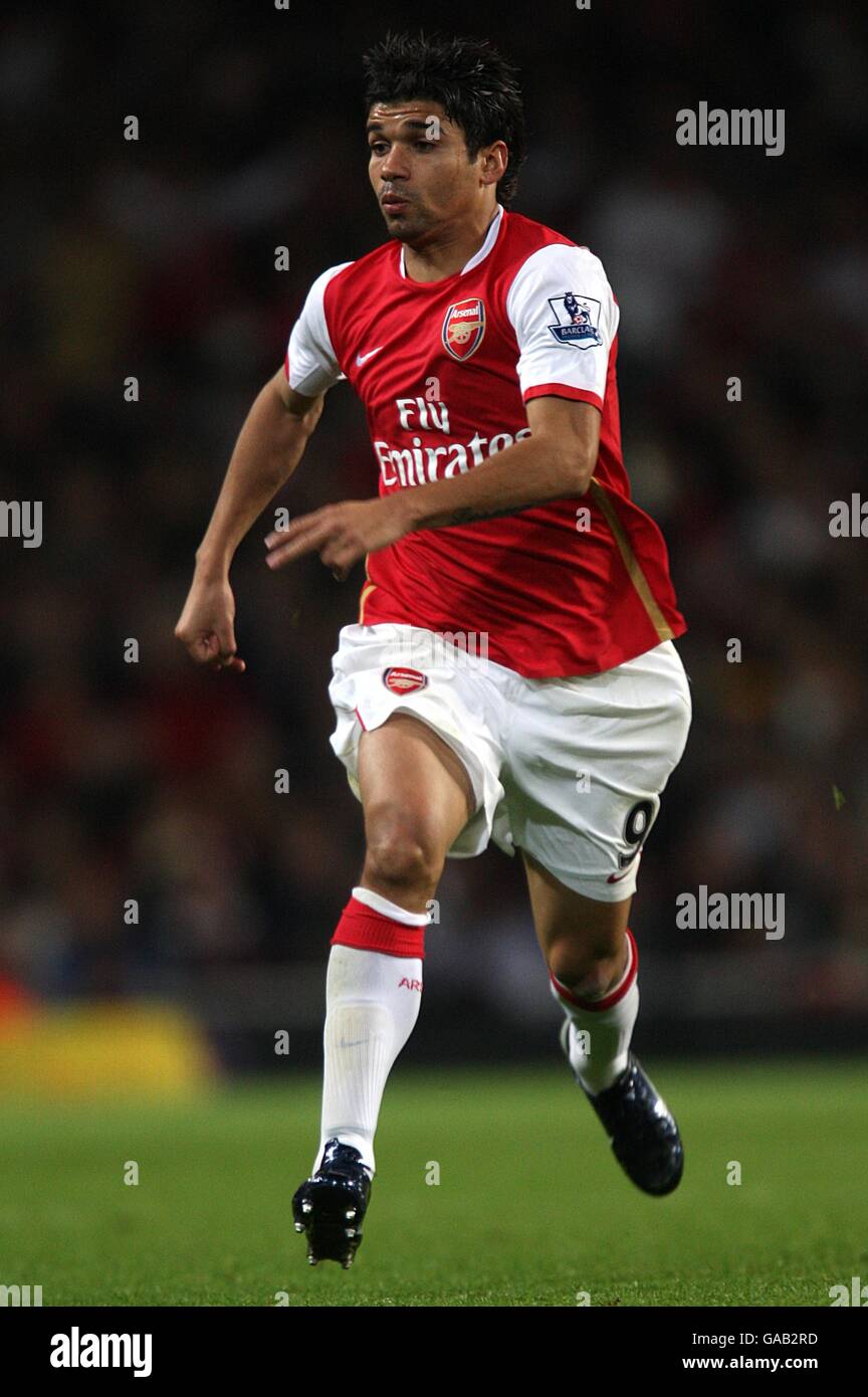 Emirates stadium da silva eduardo -Fotos und -Bildmaterial in hoher ...