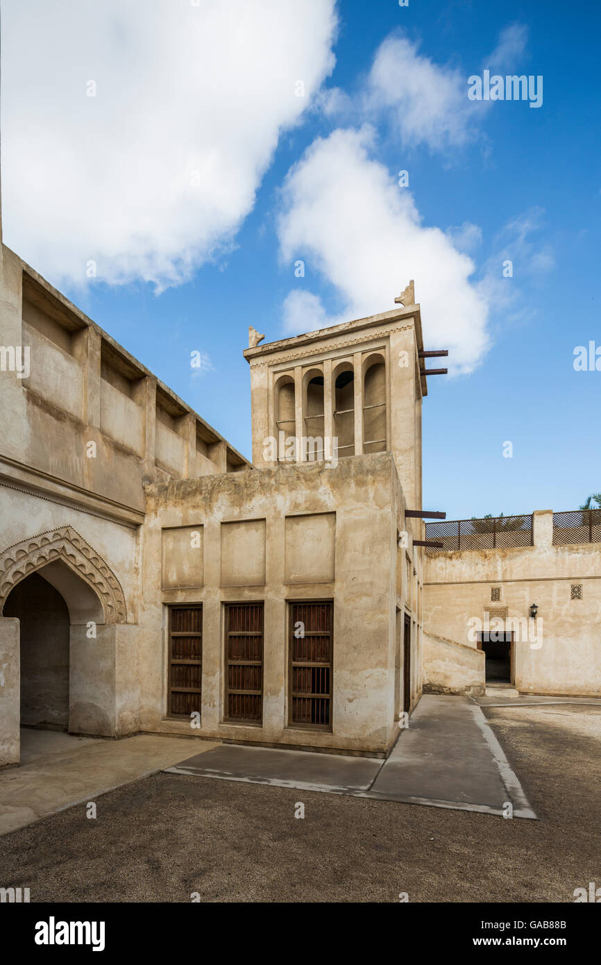 Muharraq bahrain house -Fotos und -Bildmaterial in hoher Auflösung ...