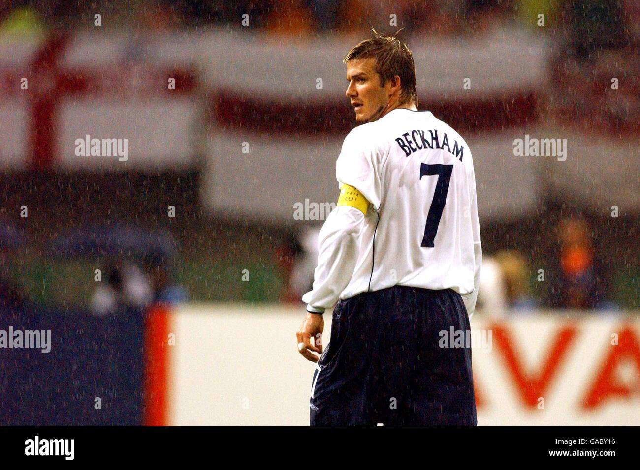 David beckham england 2002 -Fotos und -Bildmaterial in hoher Auflösung – Alamy