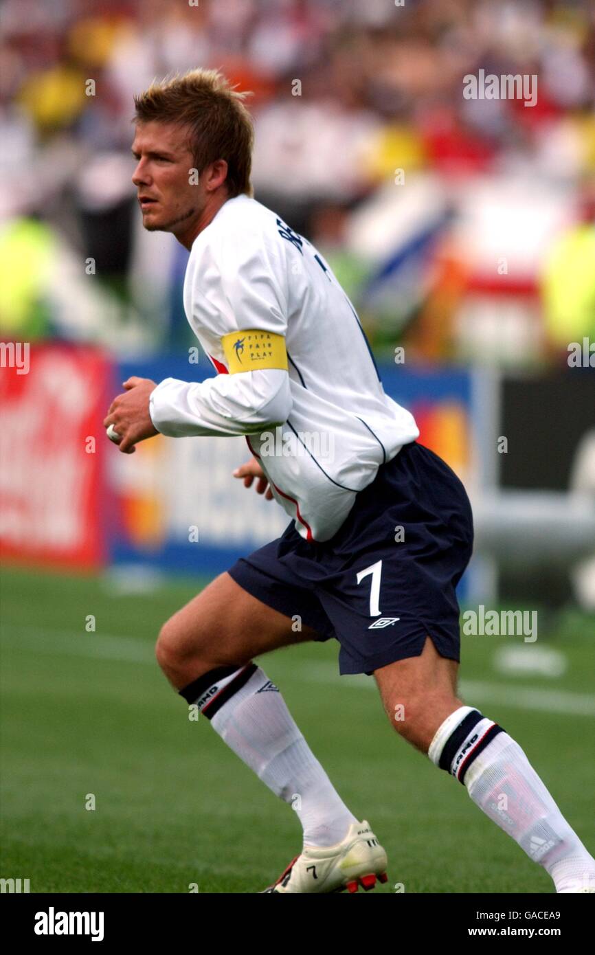 David beckham england 2002 -Fotos und -Bildmaterial in hoher Auflösung – Alamy