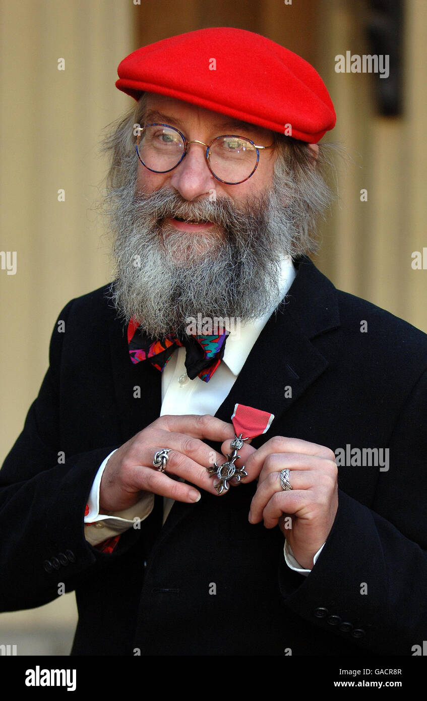 Desmond Pawson, 60, ein professioneller Knoten- und Seilbauer aus ...