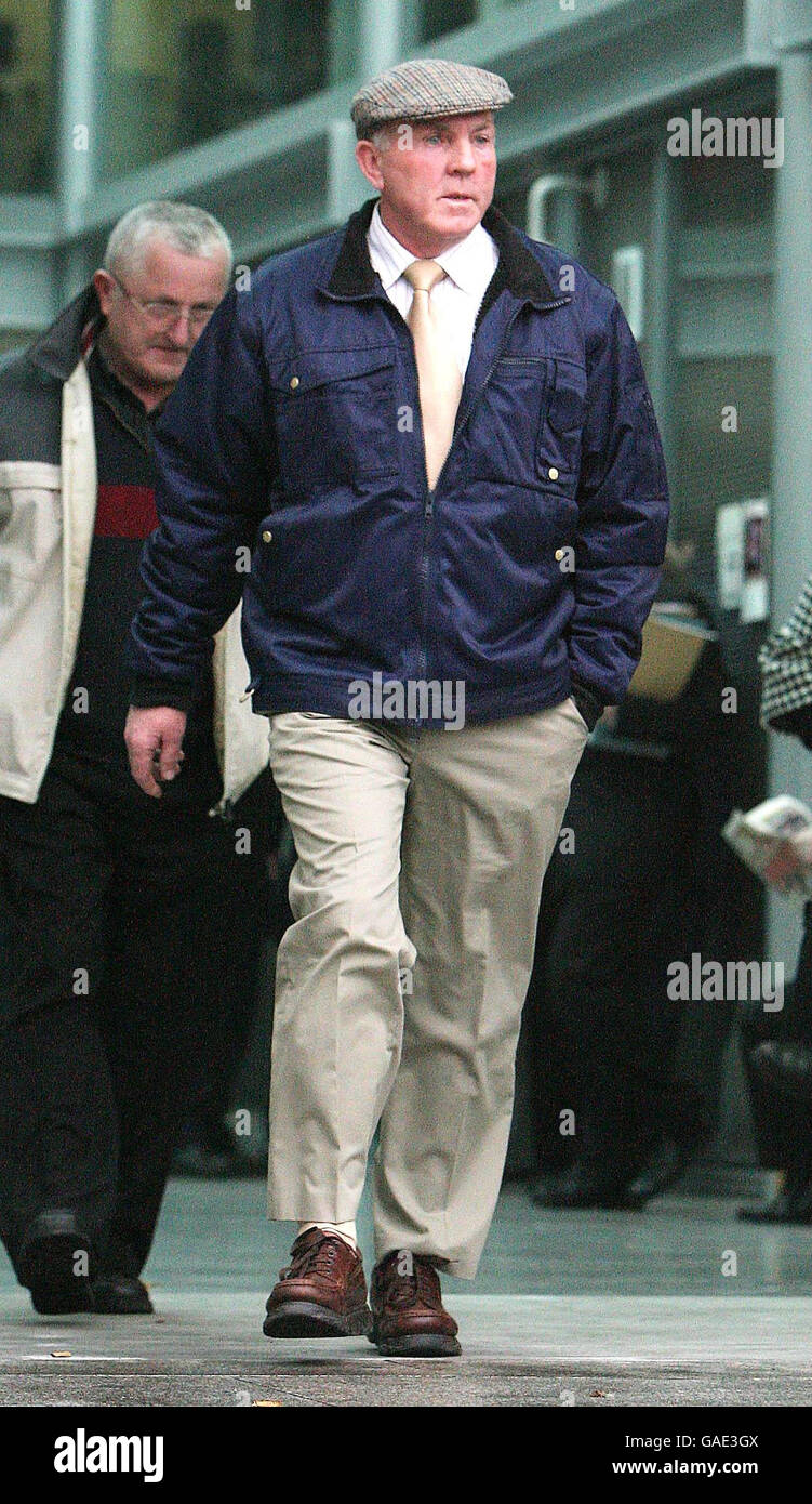 Thomas murphy vor gericht wegen steuerhinterziehung -Fotos und ...