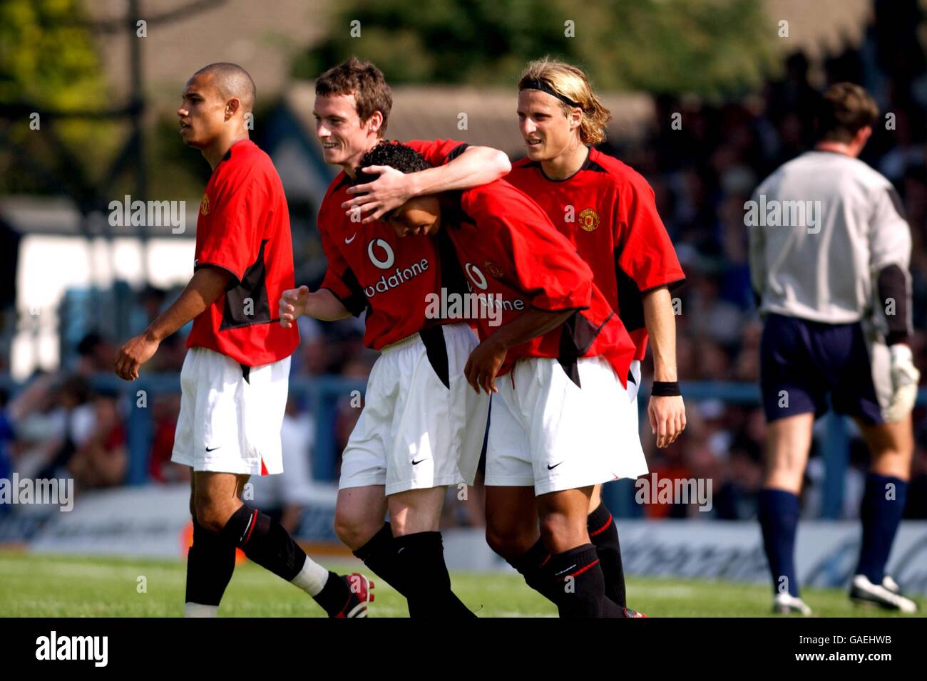 Manchester vereinigt lr diego forlan -Fotos und -Bildmaterial in hoher ...