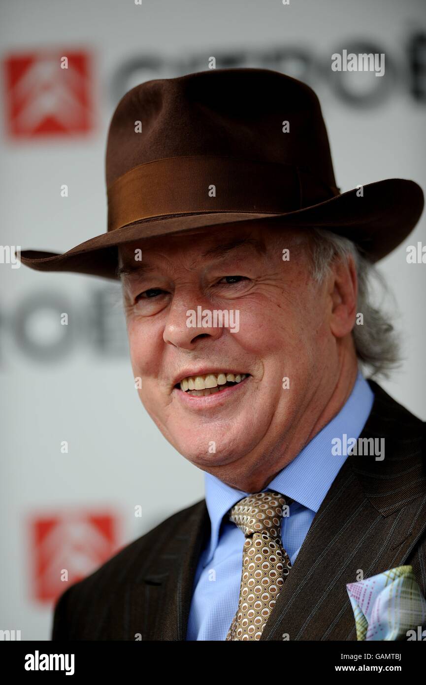 Rennpferdebesitzer vorsitzender pettifer gruppe -Fotos und ...