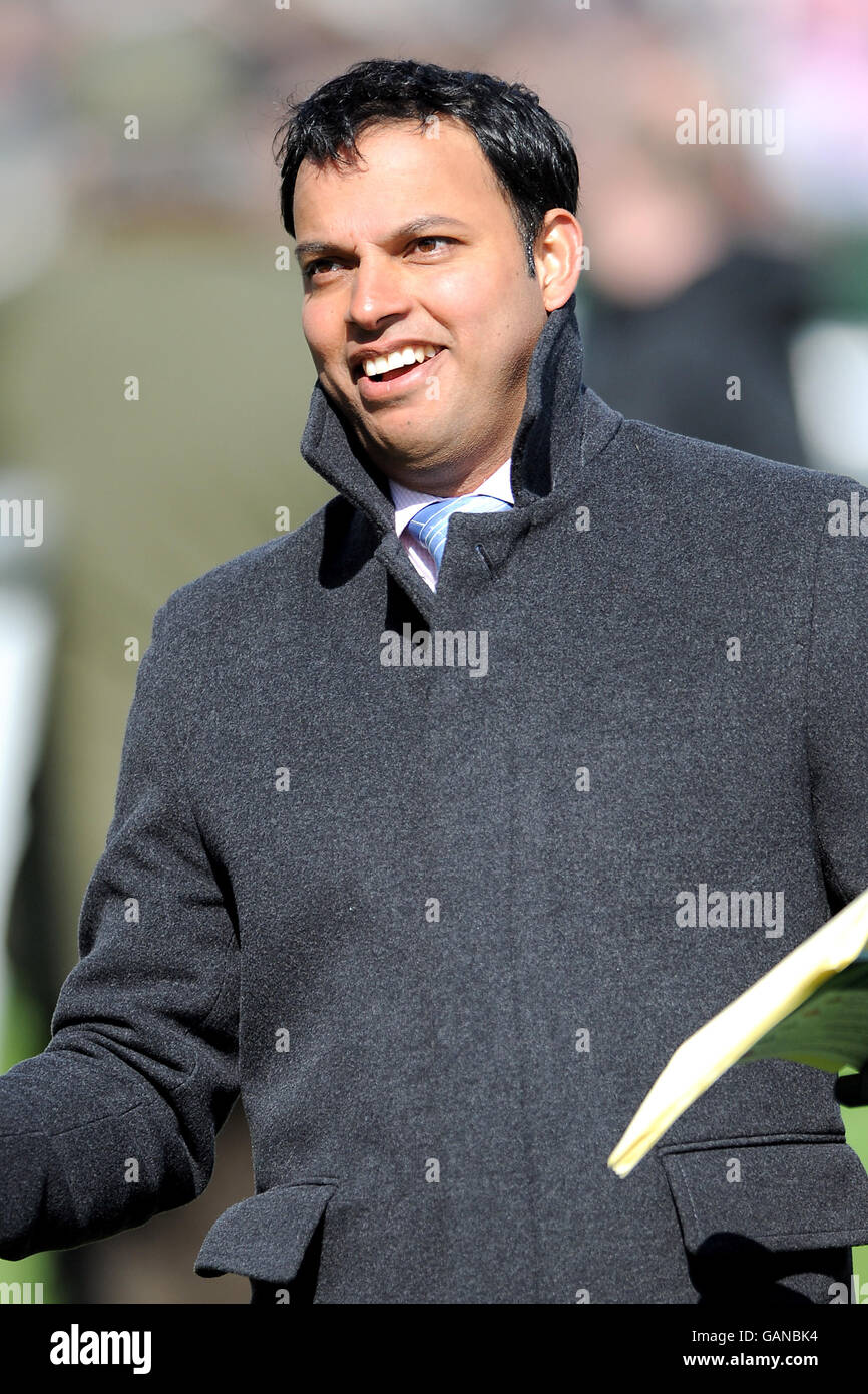 Bbc moderator rishi persad -Fotos und -Bildmaterial in hoher Auflösung ...