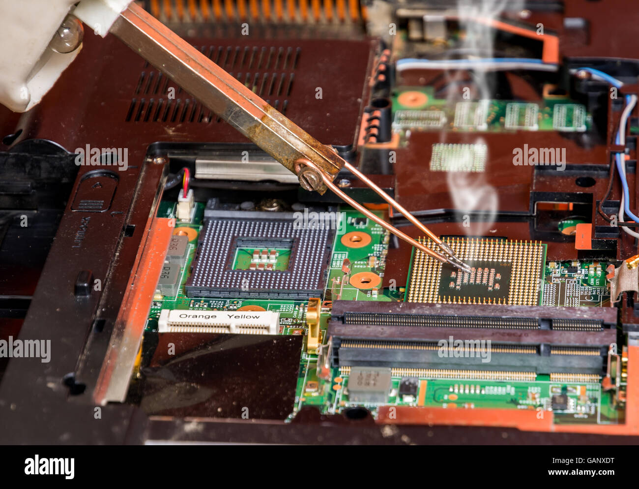 Laptop computer motherboard Stockfotos und -bilder Kaufen - Alamy
