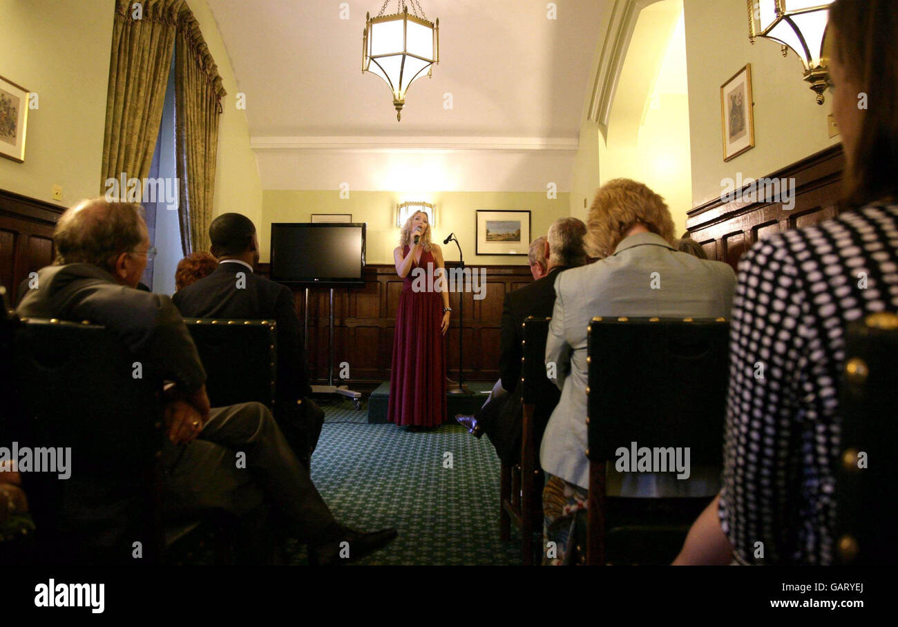 Funktion feiern anne franks 79 geburtstag am 12 juni -Fotos und ...