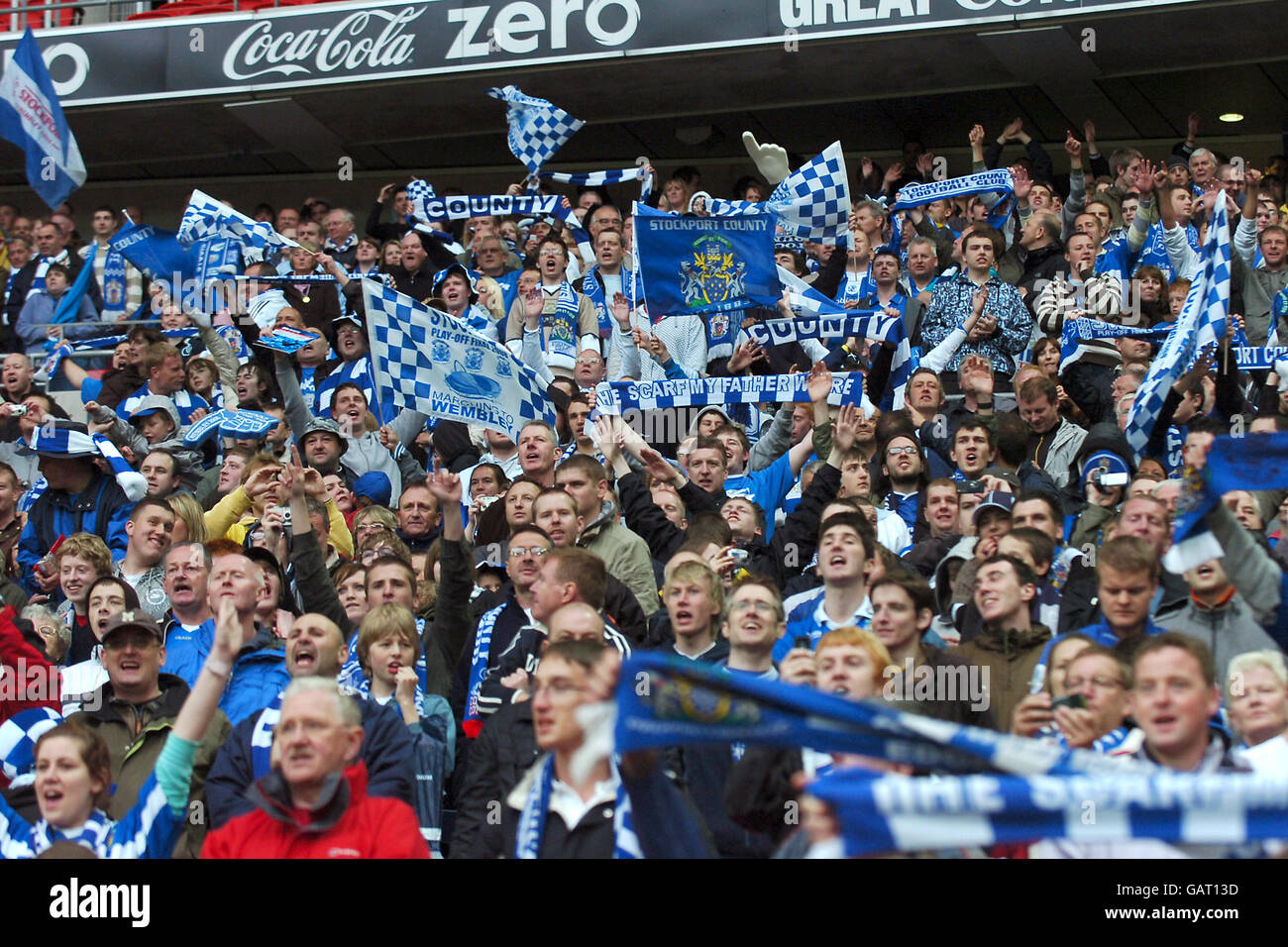 Fußball - Coca-Cola Football League Two - Play Off - Finale - Stockport ...