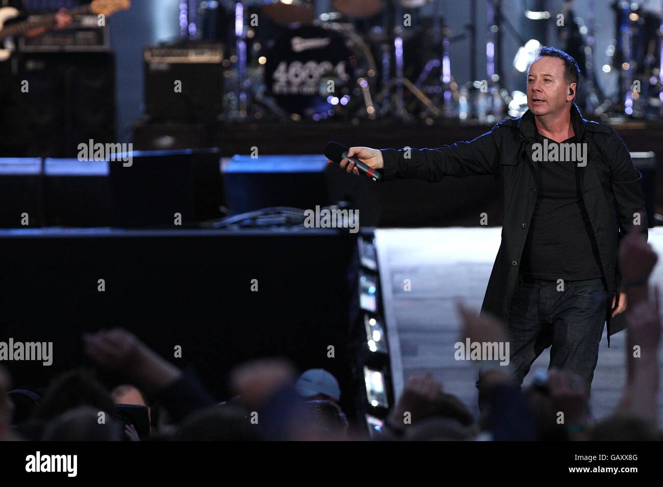 Lead singer of the british pop band simple minds -Fotos und ...