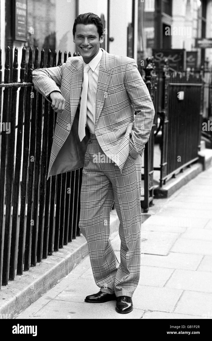 1980s Fashion Suit Stockfotos und -bilder Kaufen - Alamy