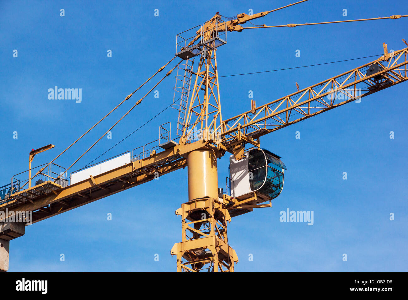Tower Crane Cabin Stockfotos & Tower Crane Cabin Bilder - Alamy