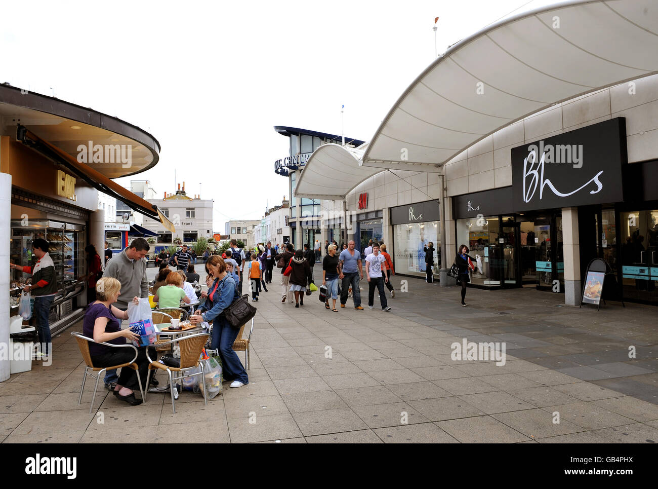 Brighton churchill square -Fotos und -Bildmaterial in hoher Auflösung ...