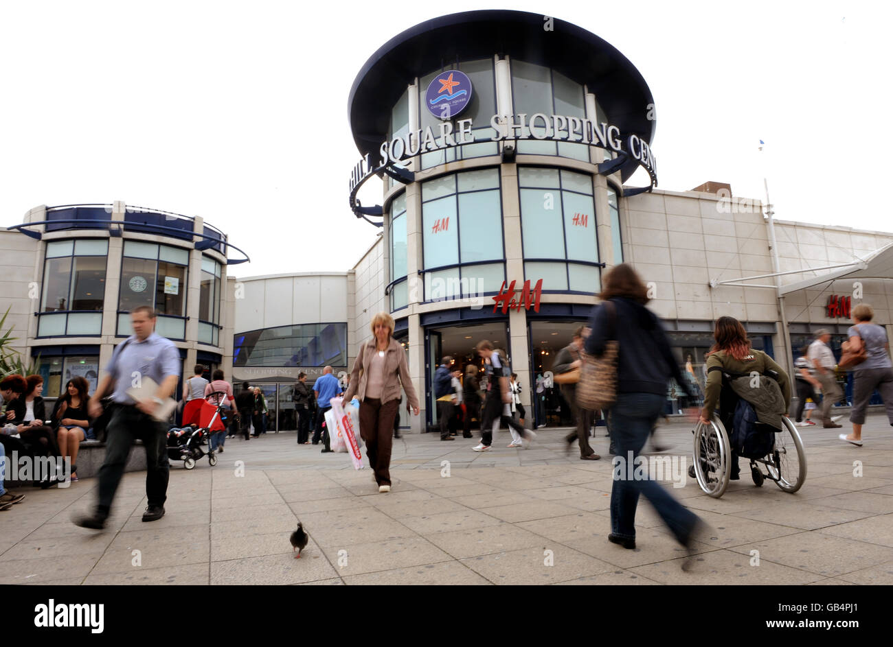 Brighton churchill square -Fotos und -Bildmaterial in hoher Auflösung ...