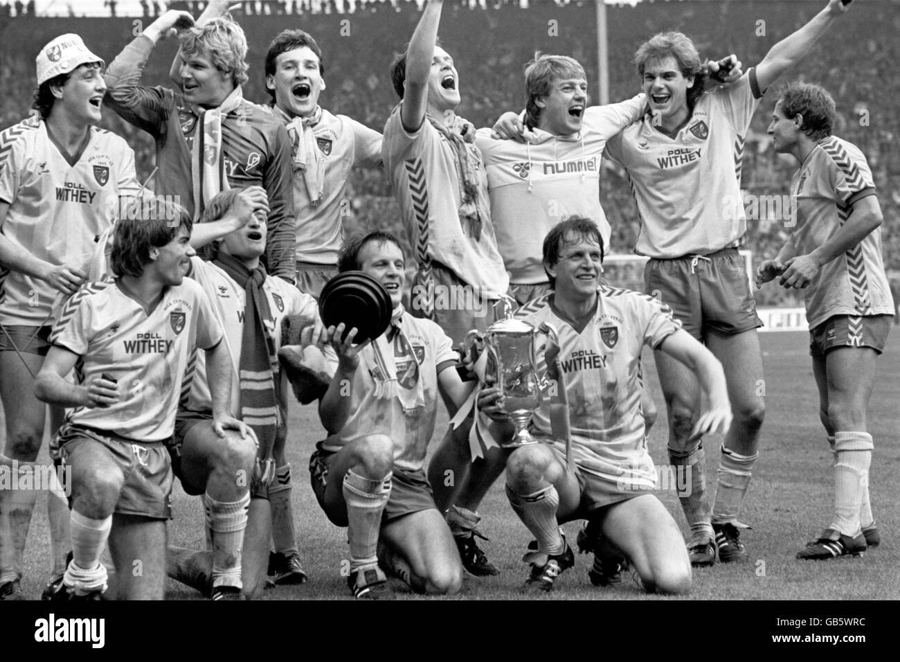 Chris woods peter mendham feiern -Fotos und -Bildmaterial in hoher ...